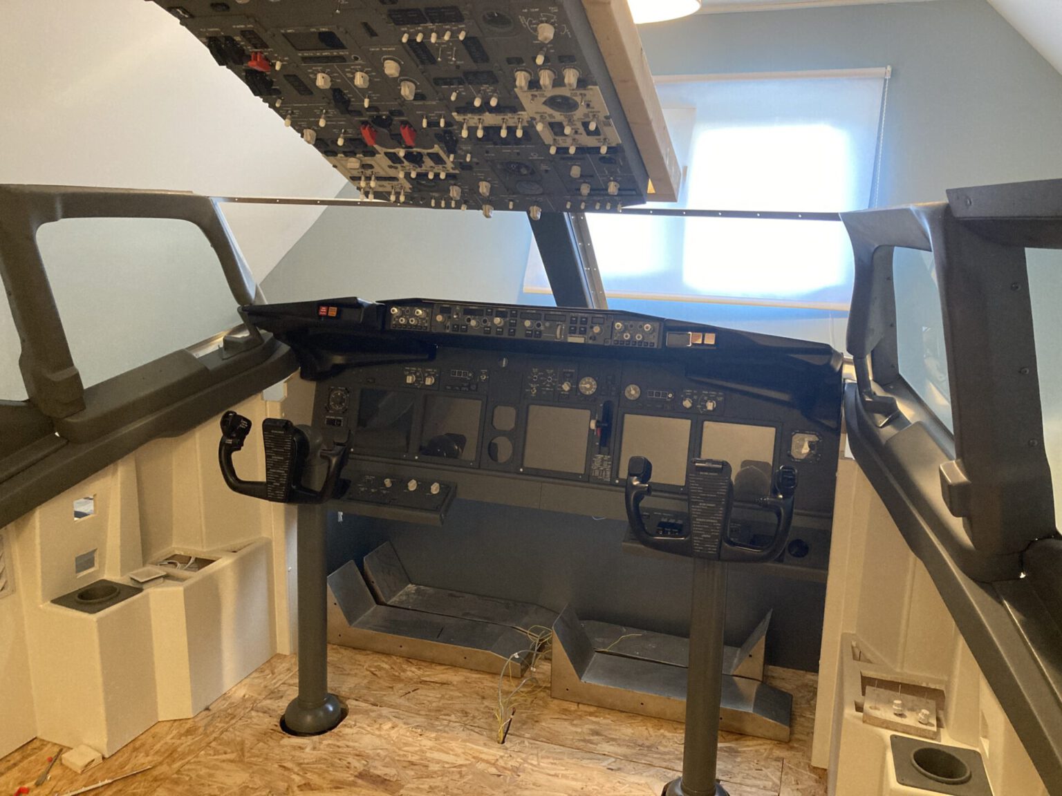 737simcockpit - A website about the build of a Boeing 737 cockpit simulator